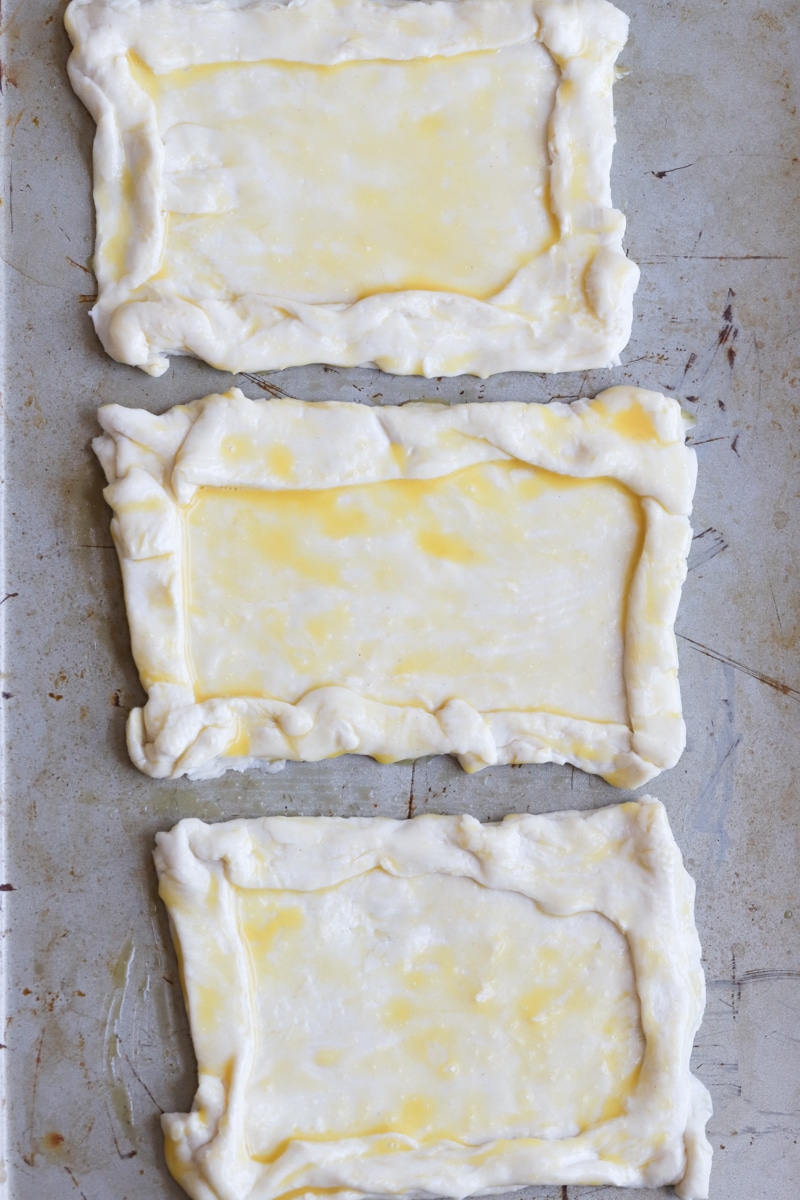 Nutella Puff Pastry with Strawberries - The Buttered Gnocchi